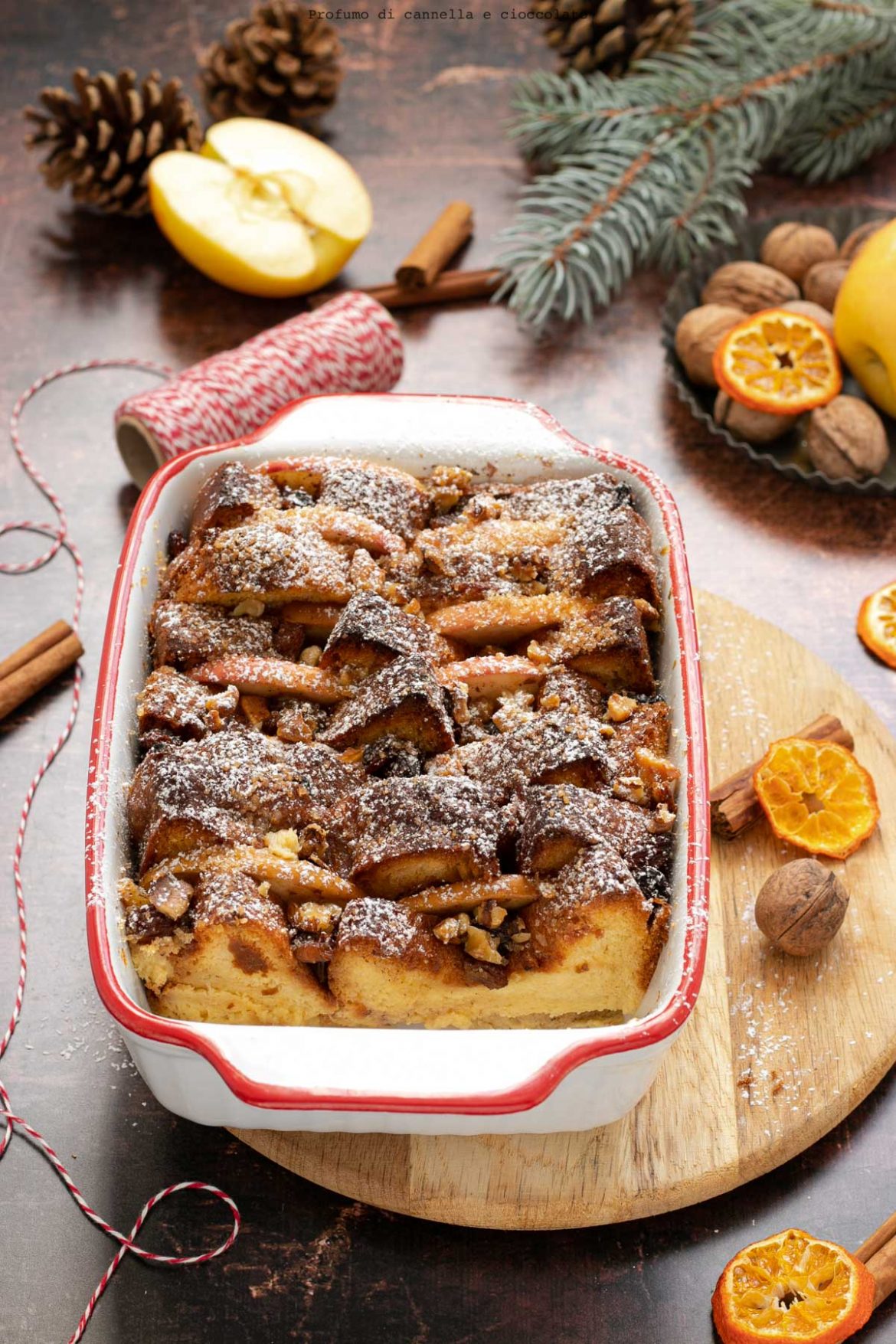 Pudding di pandoro con mele e noci | Profumo di Cannella e Cioccolato