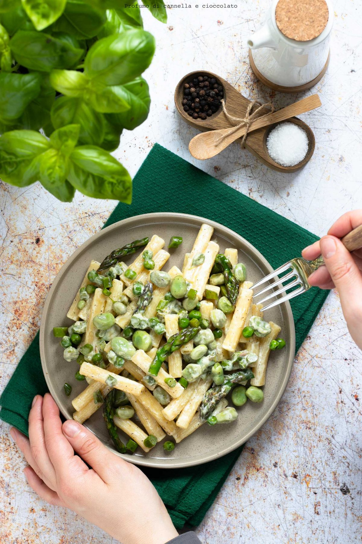 Pasta con robiola e verdure primaverili | Profumo di Cannella e Cioccolato