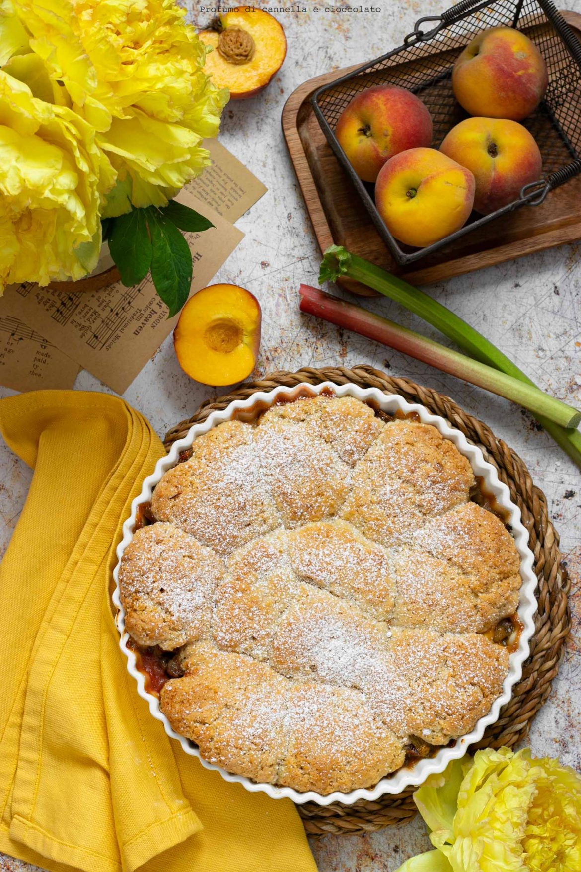Cobbler pesche e rabarbaro | Profumo di Cannella e Cioccolato